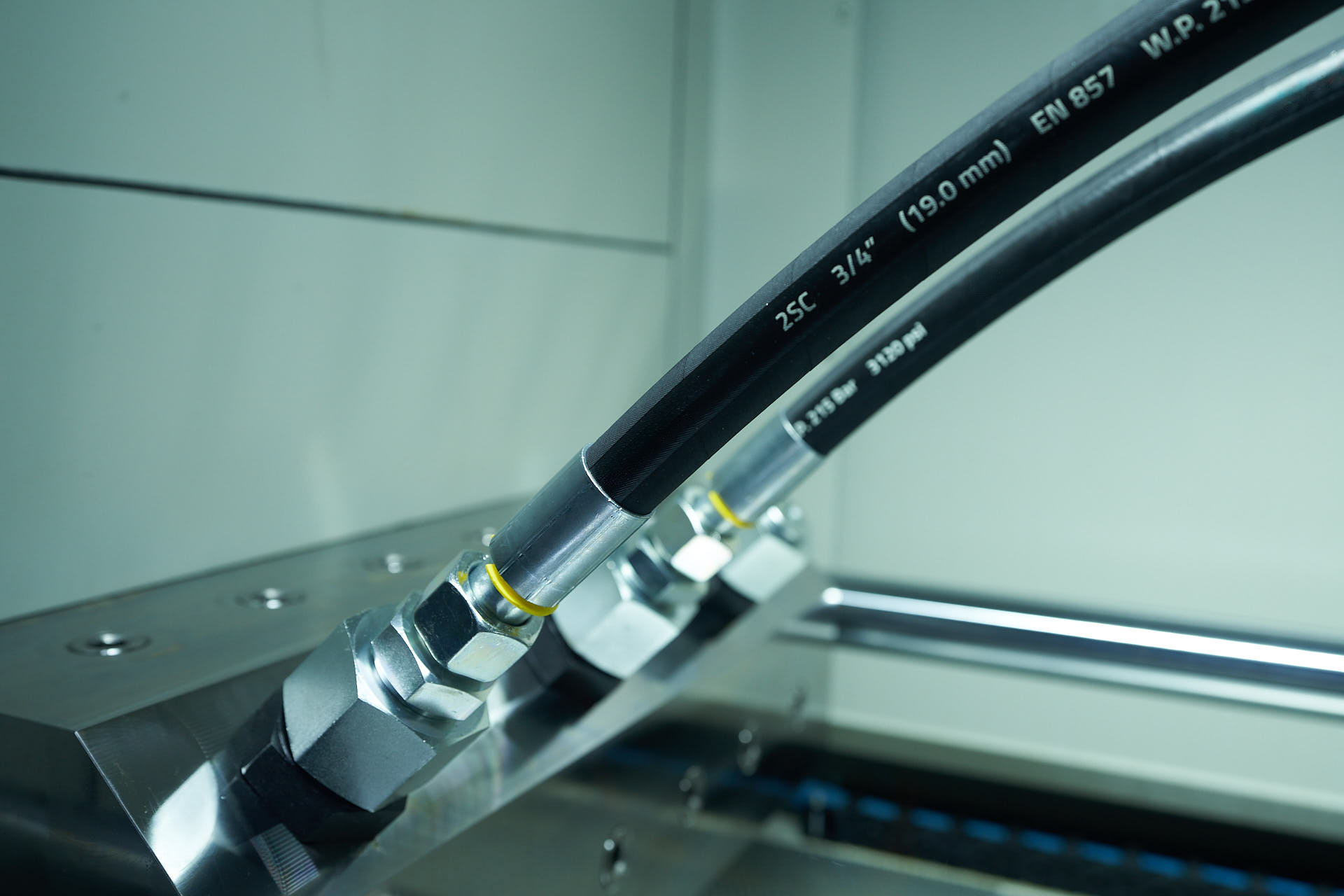 Proper installation of hydraulic hose assemblies – Foscarin Group